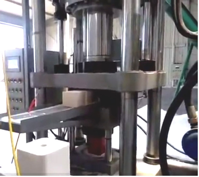 200 Ton Salt Gems Press Machine , Hydraulic Tablet Press Machine / Salt ...